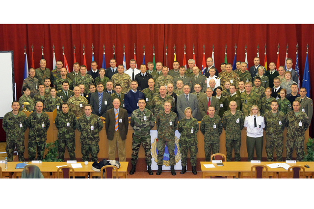 First Joint Logistics Support Group Course is held in Prague | Ministry ...